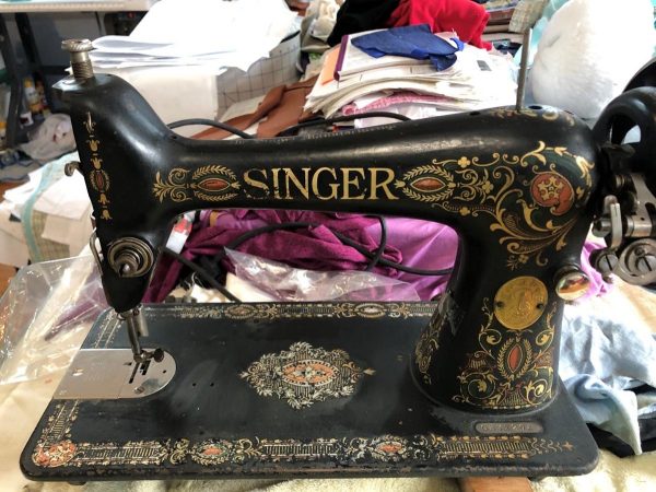 Restoring Vintage Sewing Machines