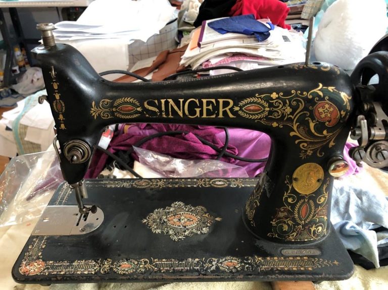 Restoring Vintage Sewing Machines