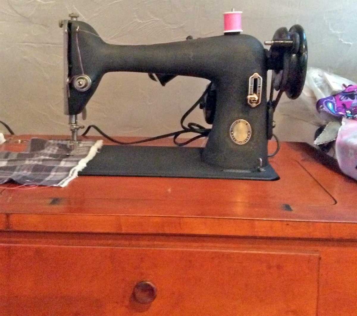Restoring Vintage Sewing Machines